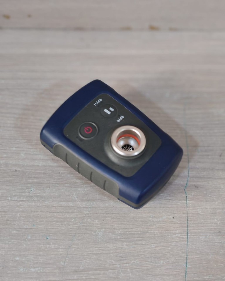 CASELLA CEL-246 SOUND LEVEL METER & CALIBRATOR CEL-120/2-INCOMPLETE ...