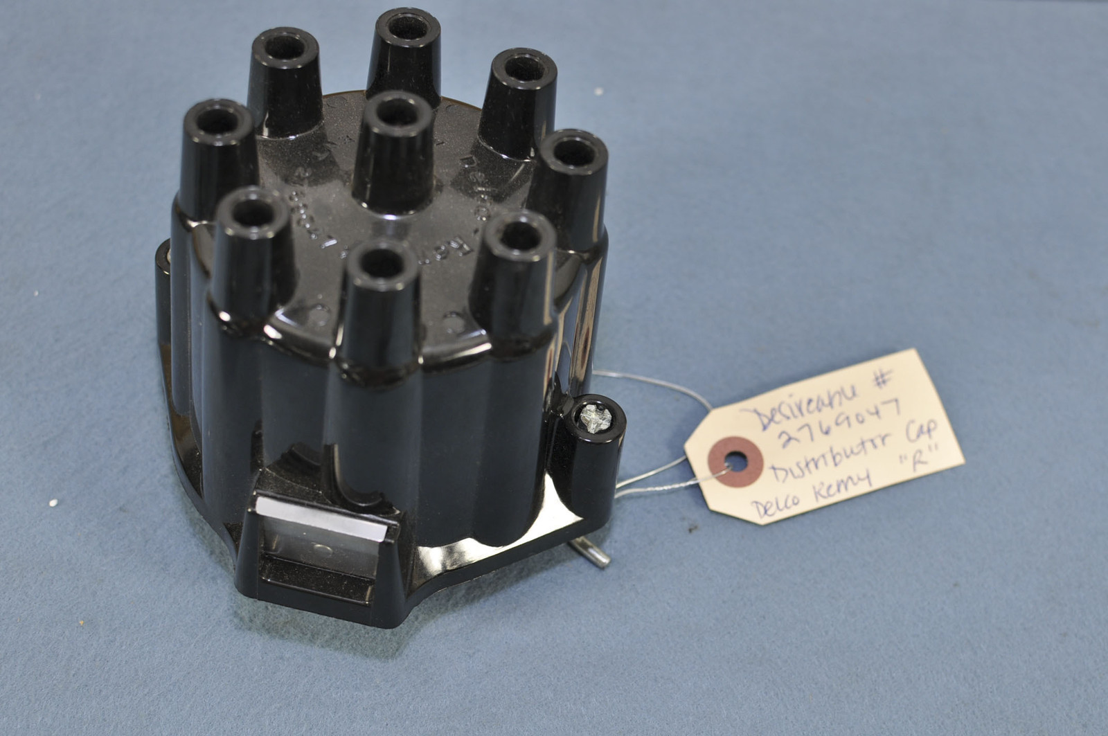 NOS DELCO REMY #2769047 R DISTRIBUTOR CAP *** FOR SHOW ONLY *** | eBay