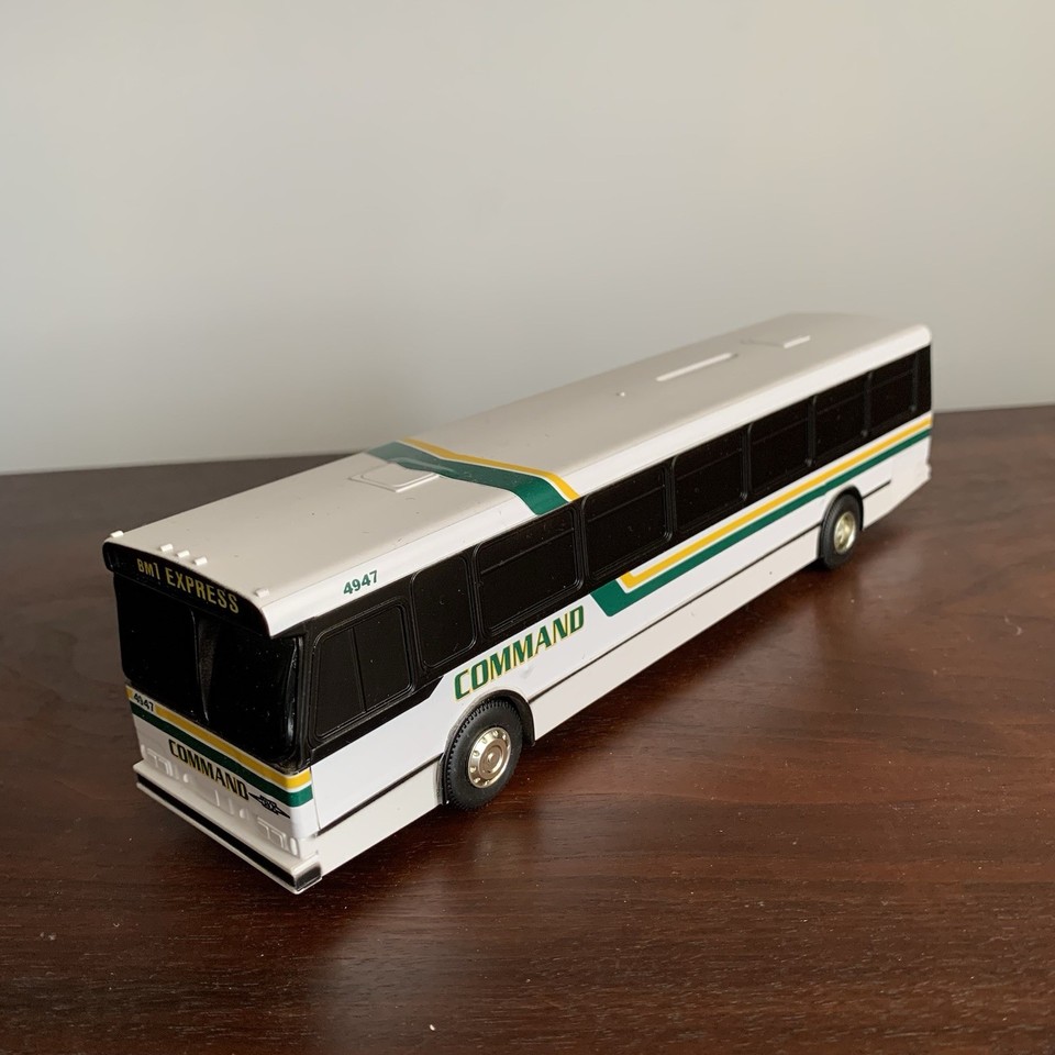 Command Bus Company BM1 Express 9.5” Bank. Royal Coach Buses. NYC MTA ...
