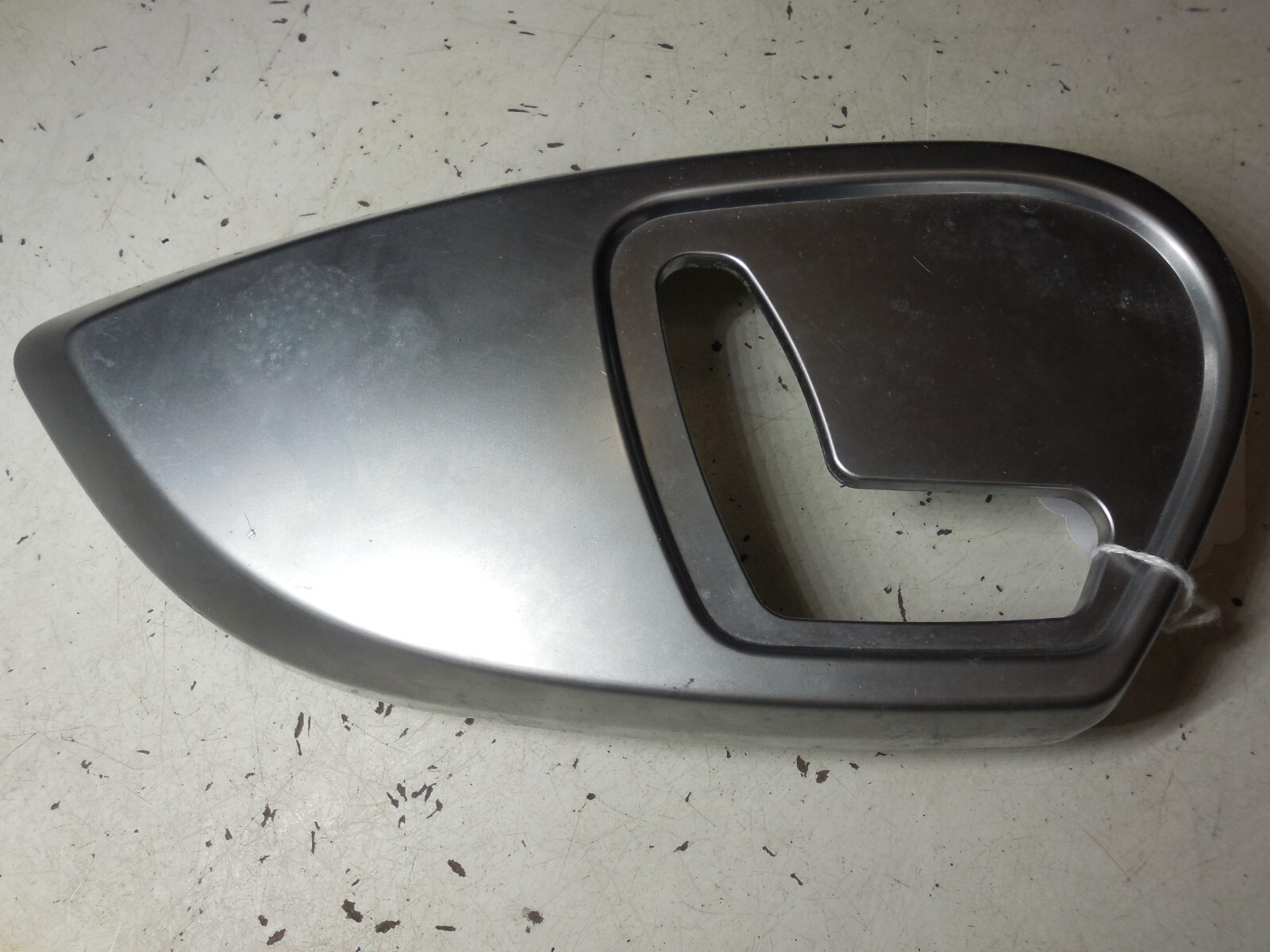 06-09 Mercedes Benz R350 Front Right Passenger Seat Switch Trim Cover ...