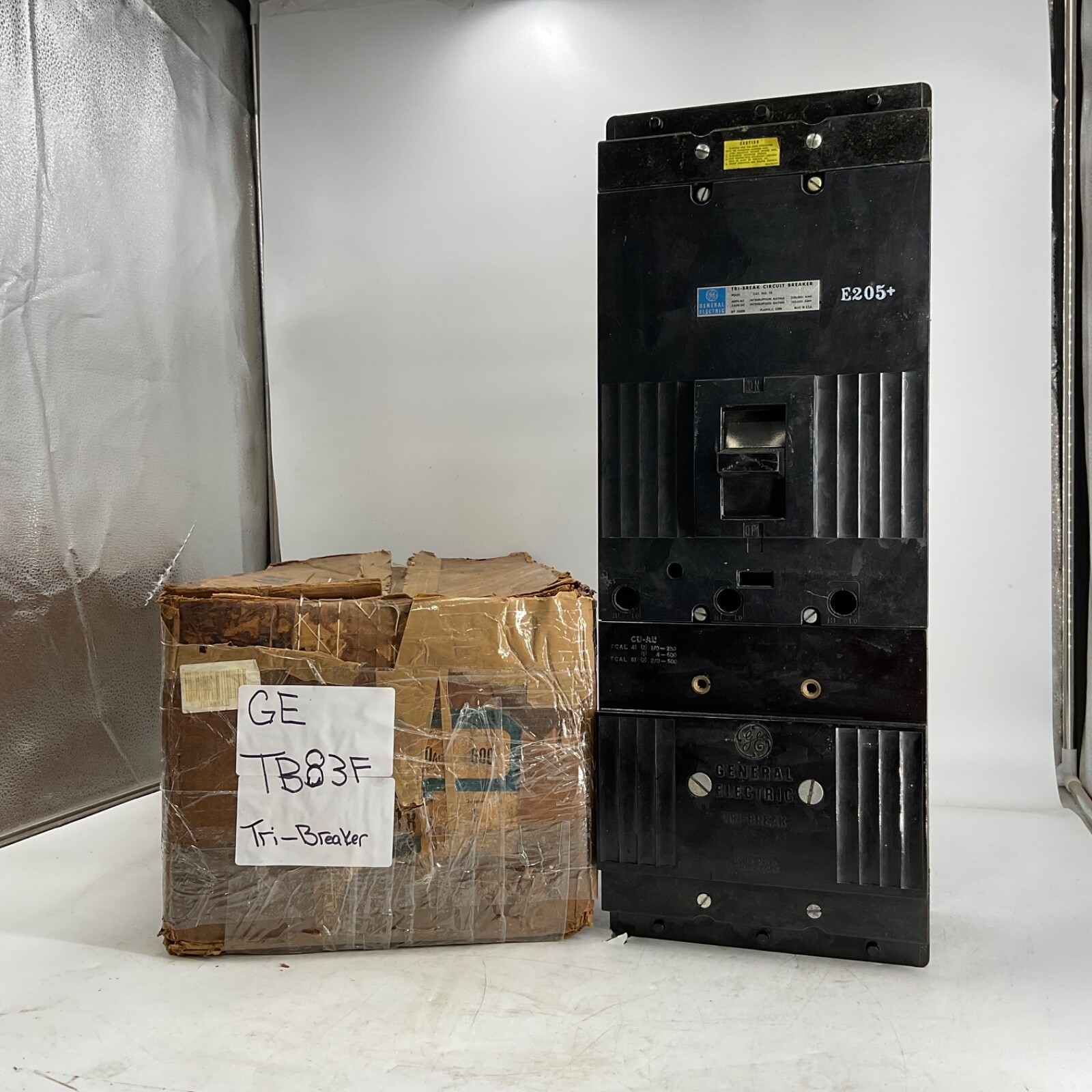 GE TB83F 600V 600 A 3P Tri Breaker Circuit Breaker NEW BOXED | eBay