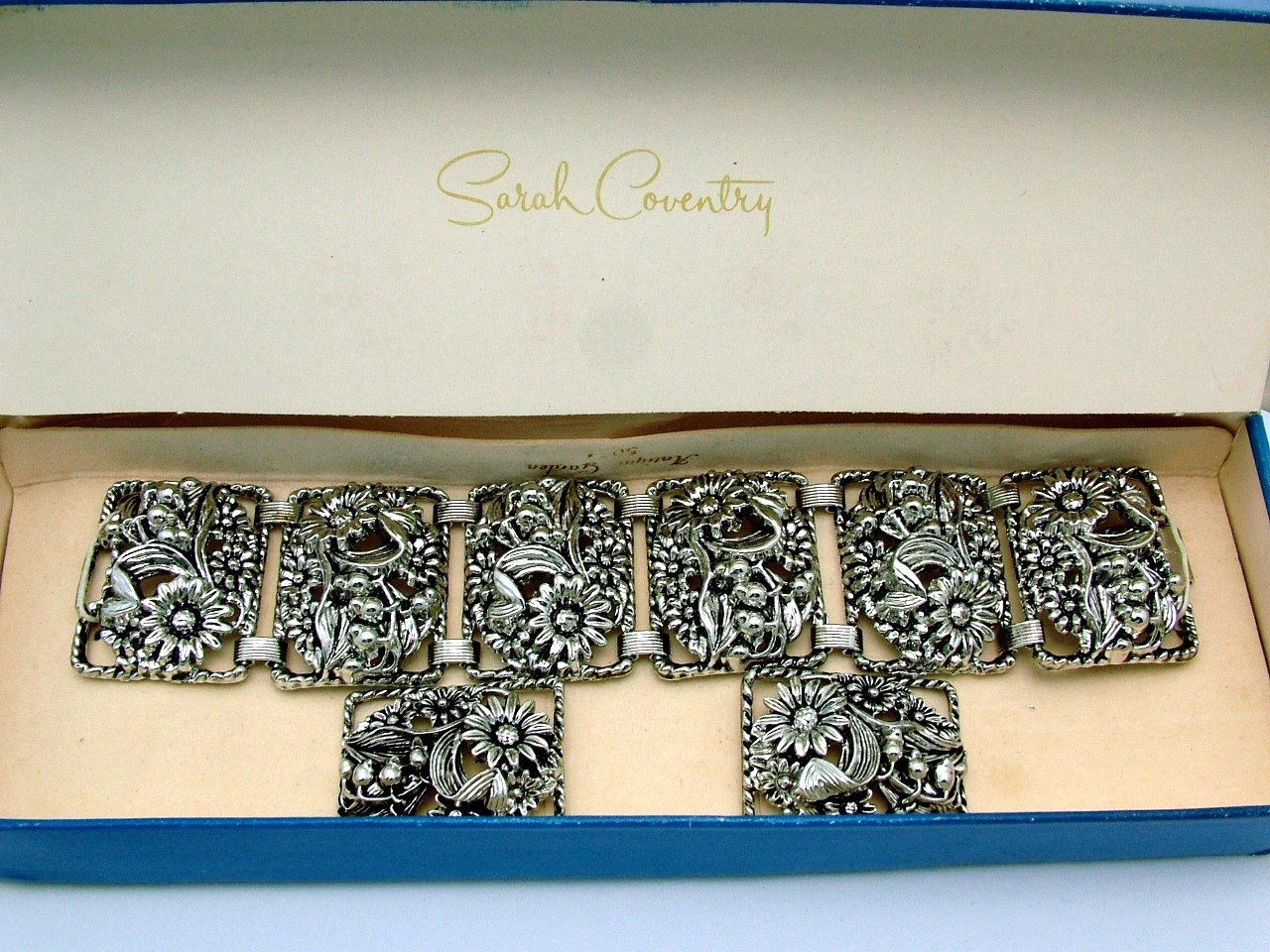 Sarah Coventry Bracelet & Earrings Set Floral Silver Tone ANTIQUE ...
