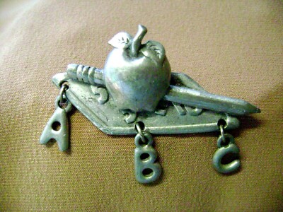 VINTAGE LCD PEWTER TEACHERS, SCHOOL APPLE, ABC PIN BACK/LAPEL PIN | eBay