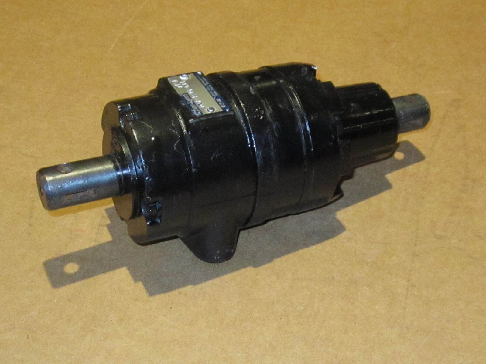IH OLIVER DEERE ALLIS CASE FARMALL Char Lynn power torque generator 207 ...