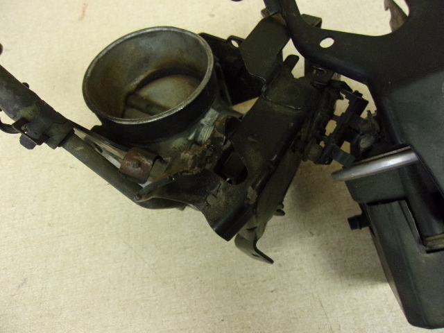 GM Chevy Thottle Body & Cruise Control Unit 25110834 509401A 951683414 ...
