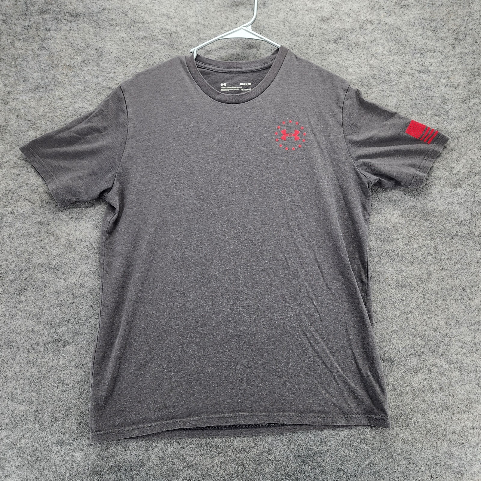 Under Armour Shirt Mens Small Loose Gray Short Sleeve Freedom Heatgear ...