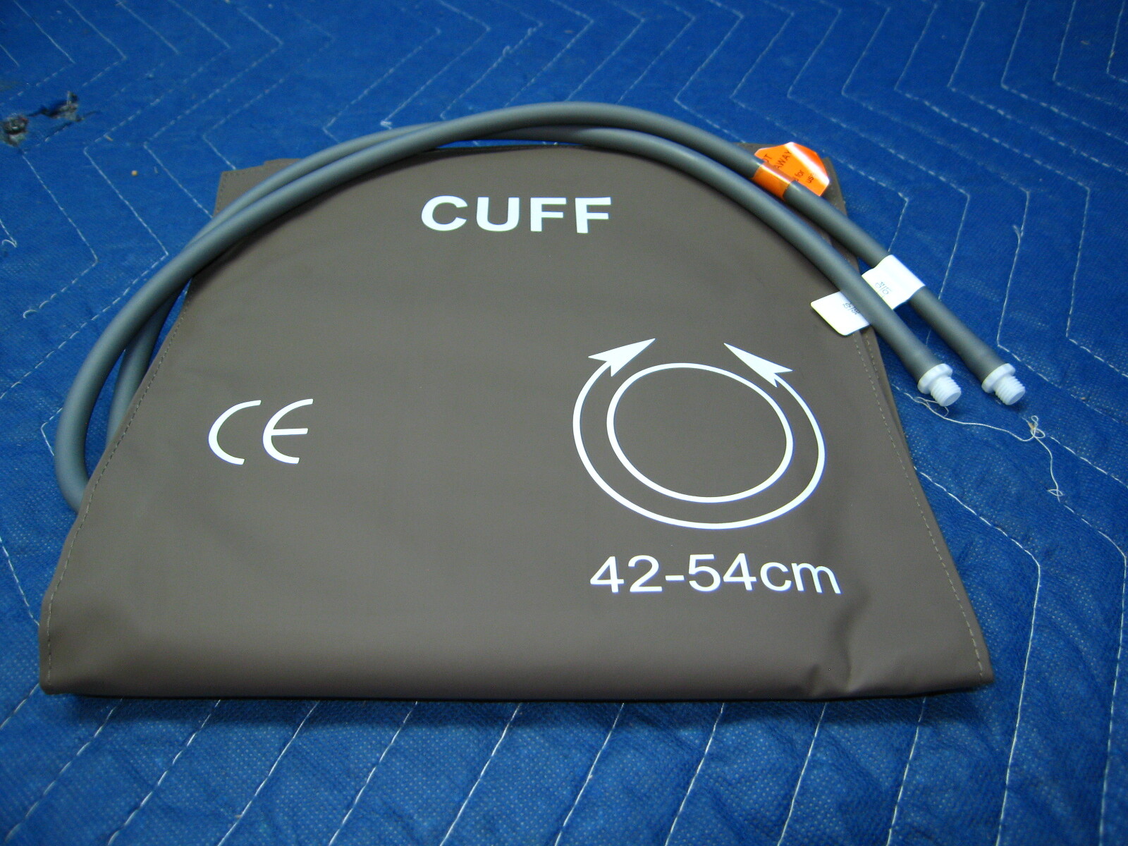 42-54cm Large Adult / Thigh Blood Pressure Cuff 2 Tube Hose w/ Screw ...