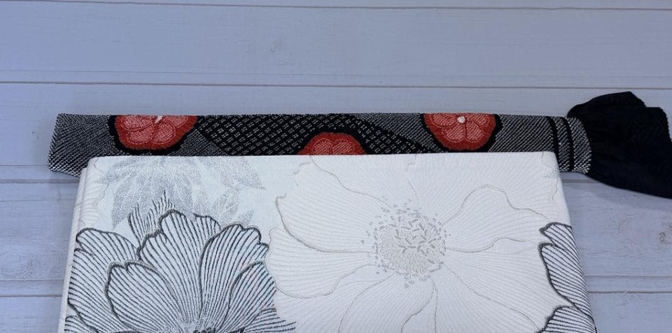 Oa Shibori 19 Two-color plum pattern all-drawing obi sash black x red ...