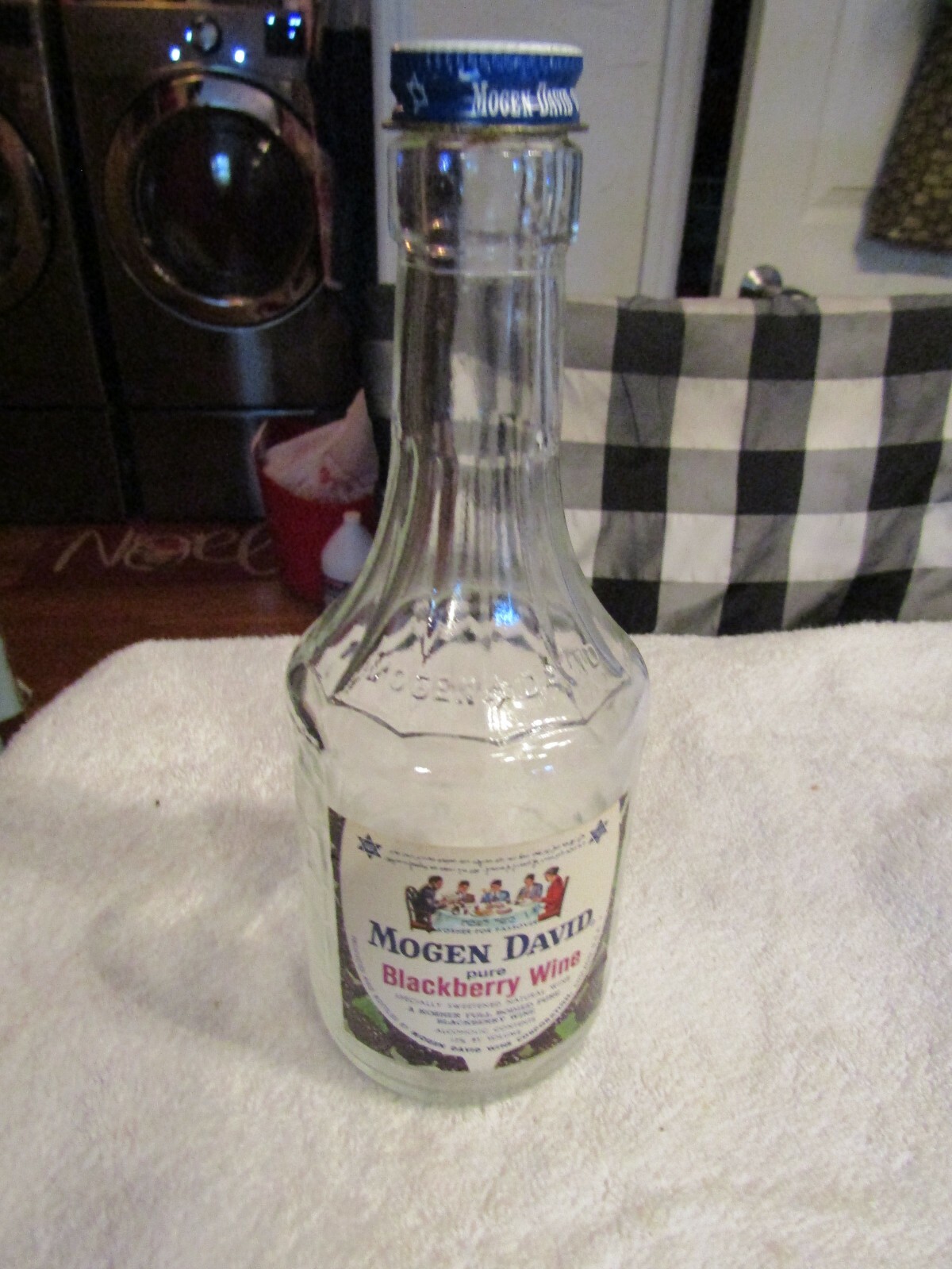 Vintage Mogen David Pint Concord Wine Glass Bottle Kosher Passover Star ...