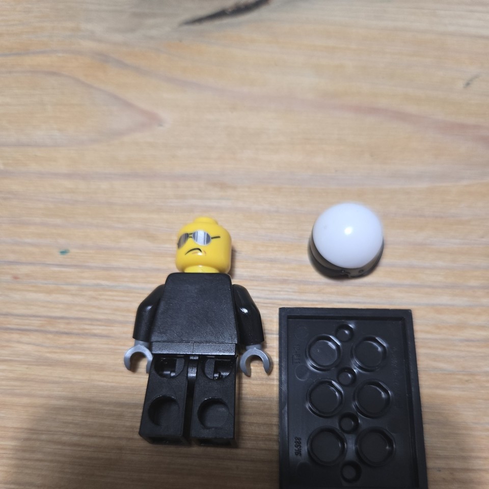 LEGO The LEGO Movie Scribble-Face Bad Cop minifigure | eBay UK