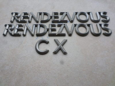 02-06 Buick Rendezvous CX 10426421 Emblem 10426419 Logo Decorative ...