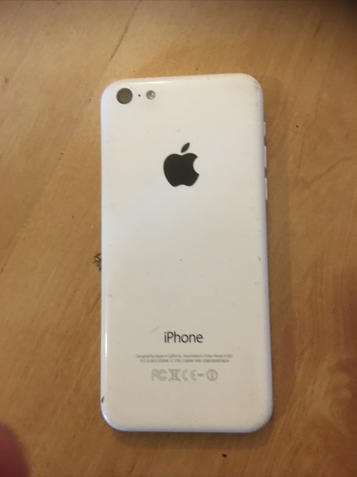 Apple iPhone 5c - 8GB - White (Unlocked) A1507 (GSM) 885909940387 | eBay UK