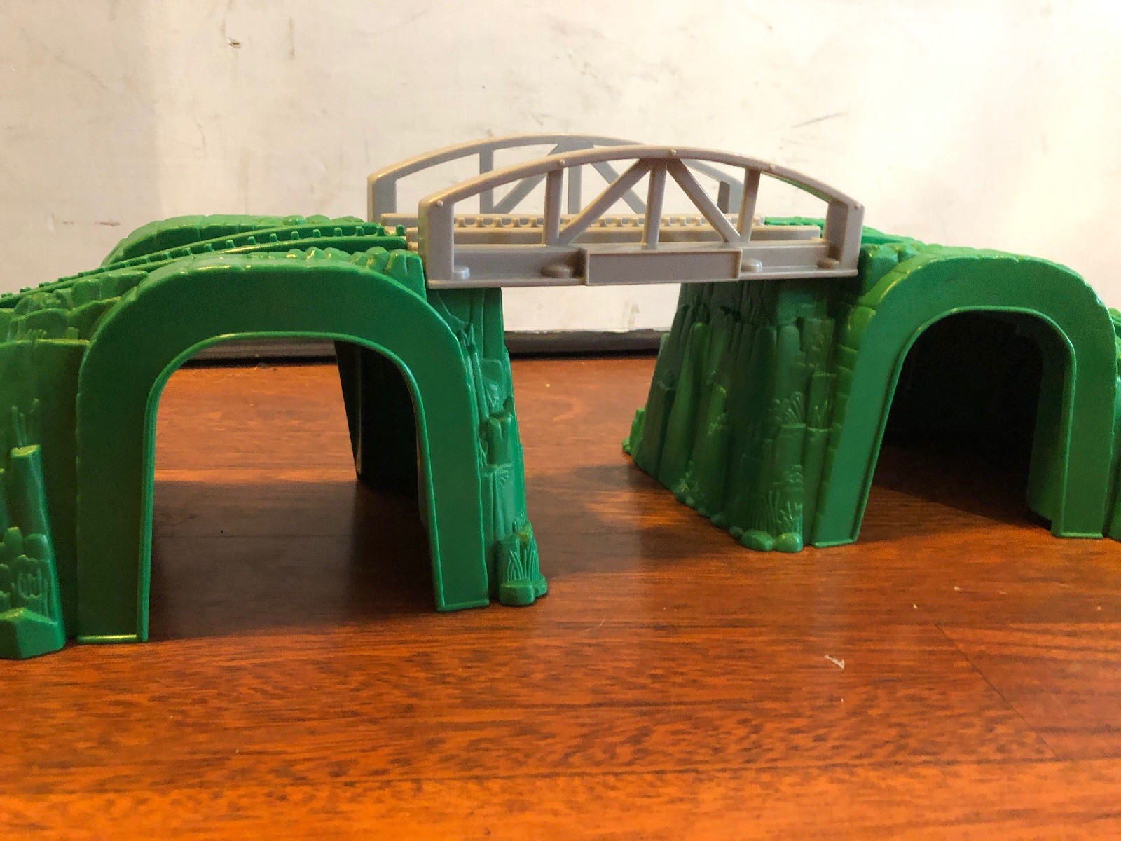 Fisher Price Geotrax Tracktown Green Mountain Tunnel Bridge Geo Trax VG ...