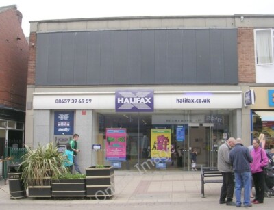 Photo 6x4 Halifax - High Street Normanton/SE3822 c2010 | eBay UK