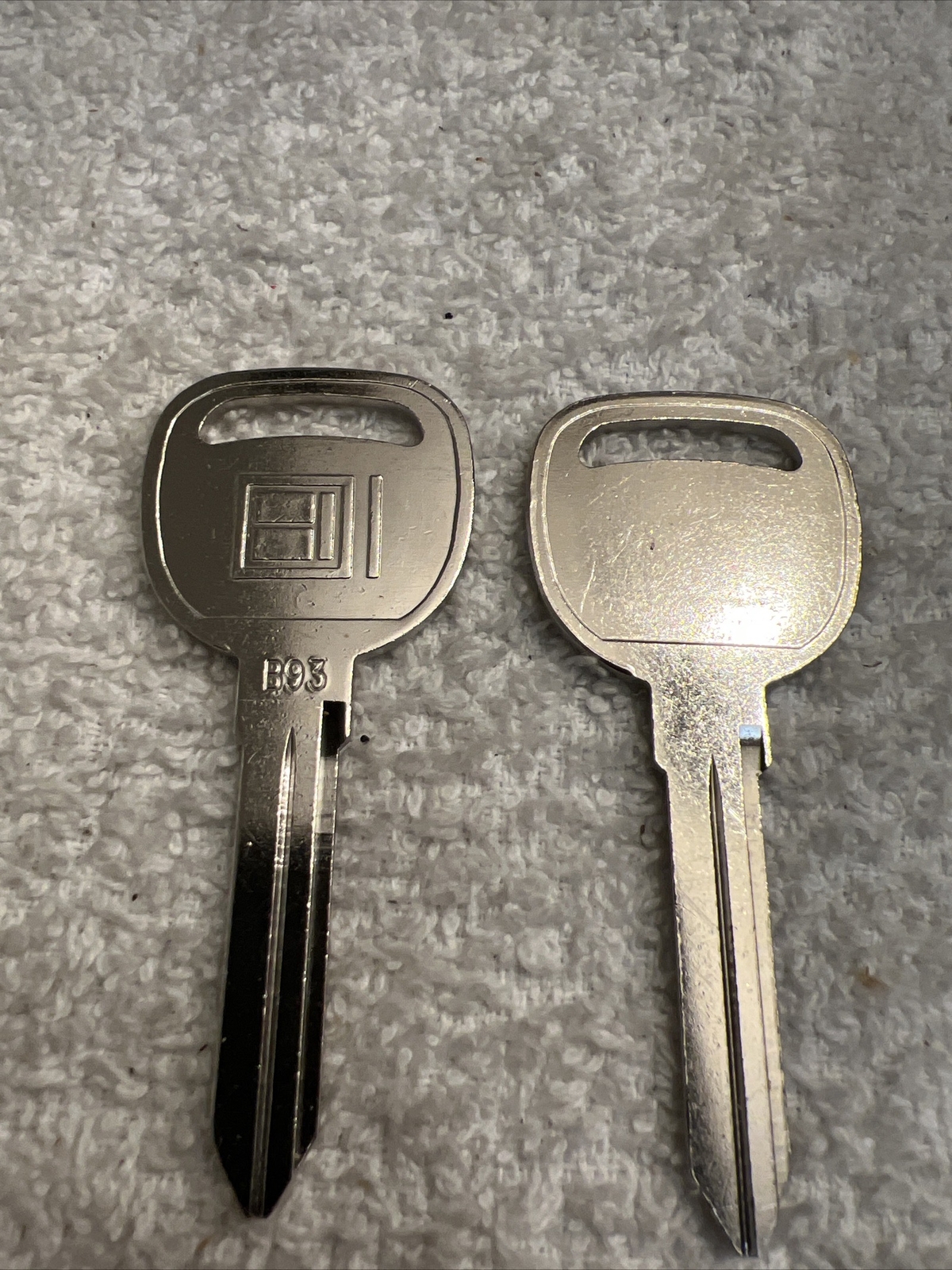 Lot Of 2 B93-NP Gm Intrigue 1998 Key Blank Trucks Doors Ignition ...