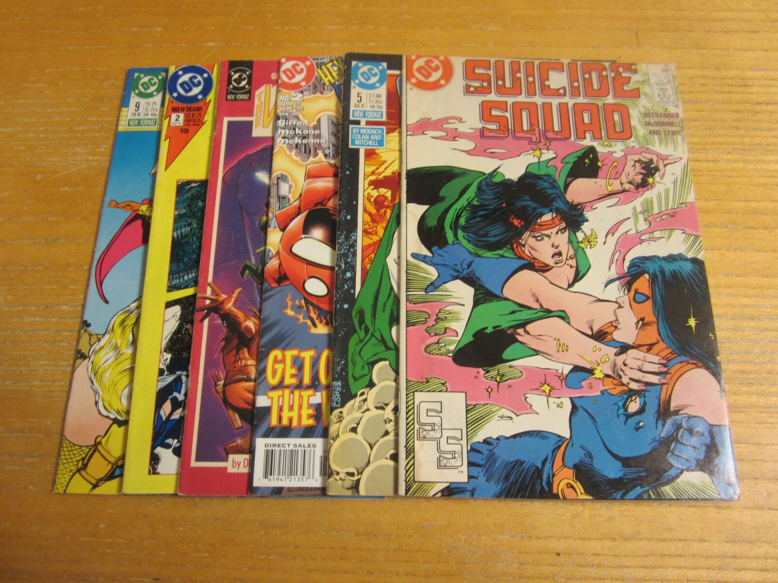 Lot of 6 DC Comics Comic Books Suicide Squad, Spectre, Vext, Wanderers ...