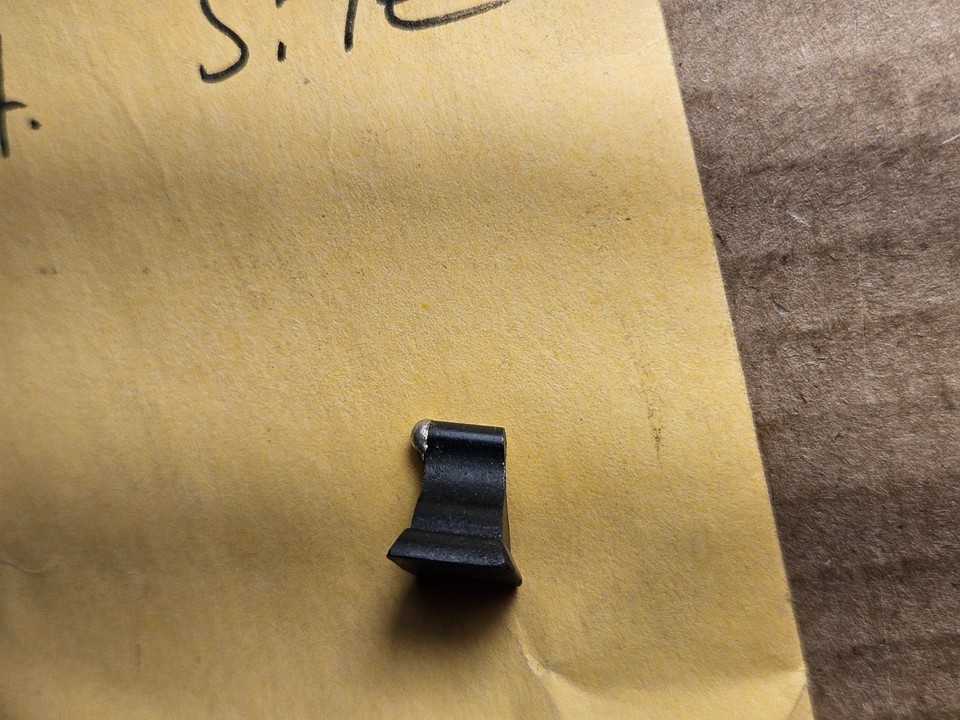 NEW-Old Stock Remington Model 580 581 & 582 FRONT SIGHT 22 LR Rifle ...