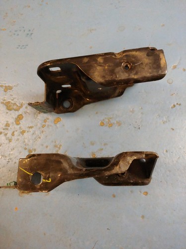 GM OEM 84568469 / 84568470 bracket bumper brackets | eBay