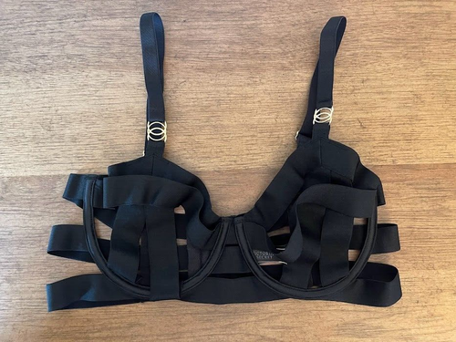 Victoria's Secret Black Logo 32DDD Very Sexy Strappy Open Cup Demi Bra ...