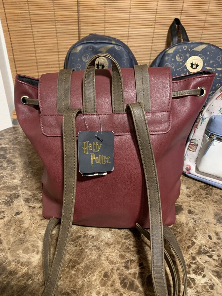 Harry Potter Mini Backpack LotWatercolor Icons Bioworld Hogwarts ...