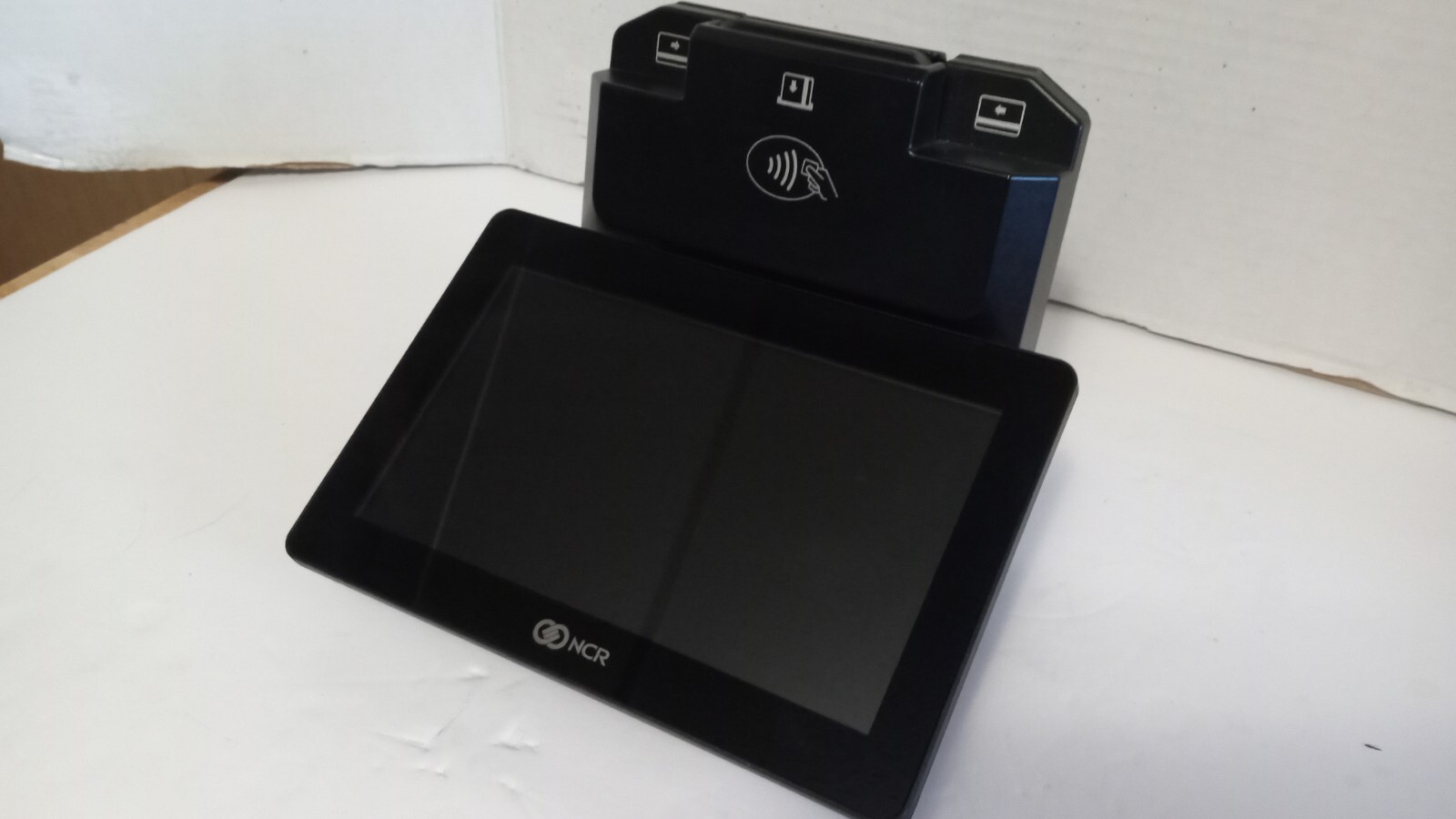 NCR Touchscreen POS 5907-5310-0002 7" Display With Card reader TESTED ...