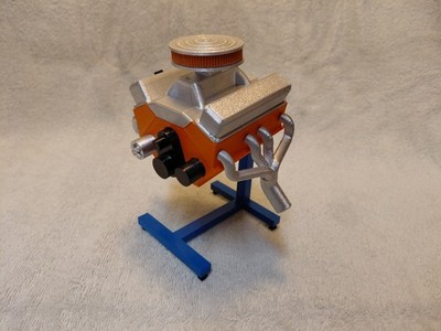 1/10TH SCALE V8 REPLICA ENGINE W/ STAND FOR RC TRUCK AND SCALE GARAGE ...