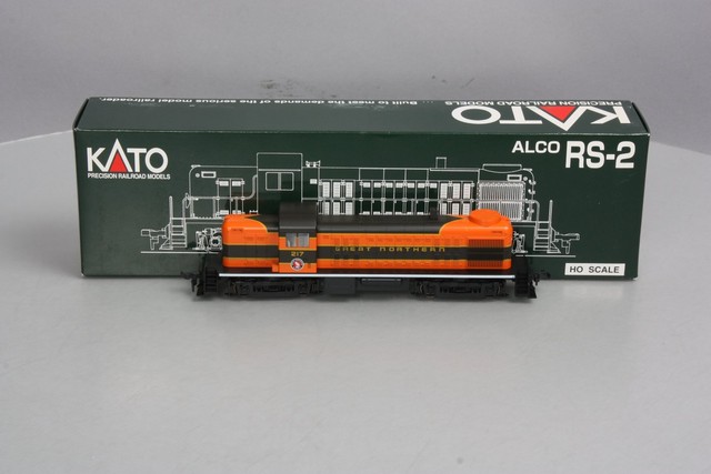 HO Scale KATO 37-2302 GN Great Northern Rs2 Diesel Locomotive #217 for ...