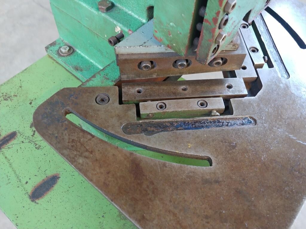 Pexto Notcher 6" X 6" with stand , Diacro Roper Whitney Tennsmith ...