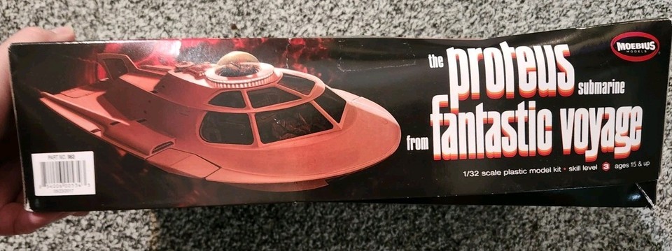 Moebius Models The Proteus Submarine from Fantastic Voyage 1:32 Model ...