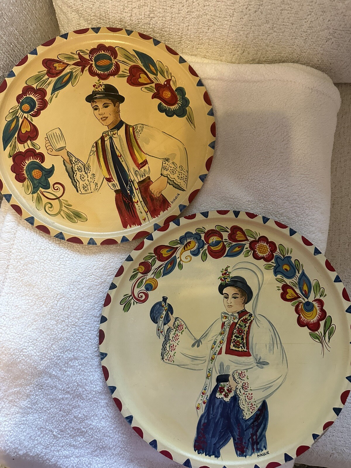 Set Of 4 hand-painted Polish Heritage wooden plates | eBay