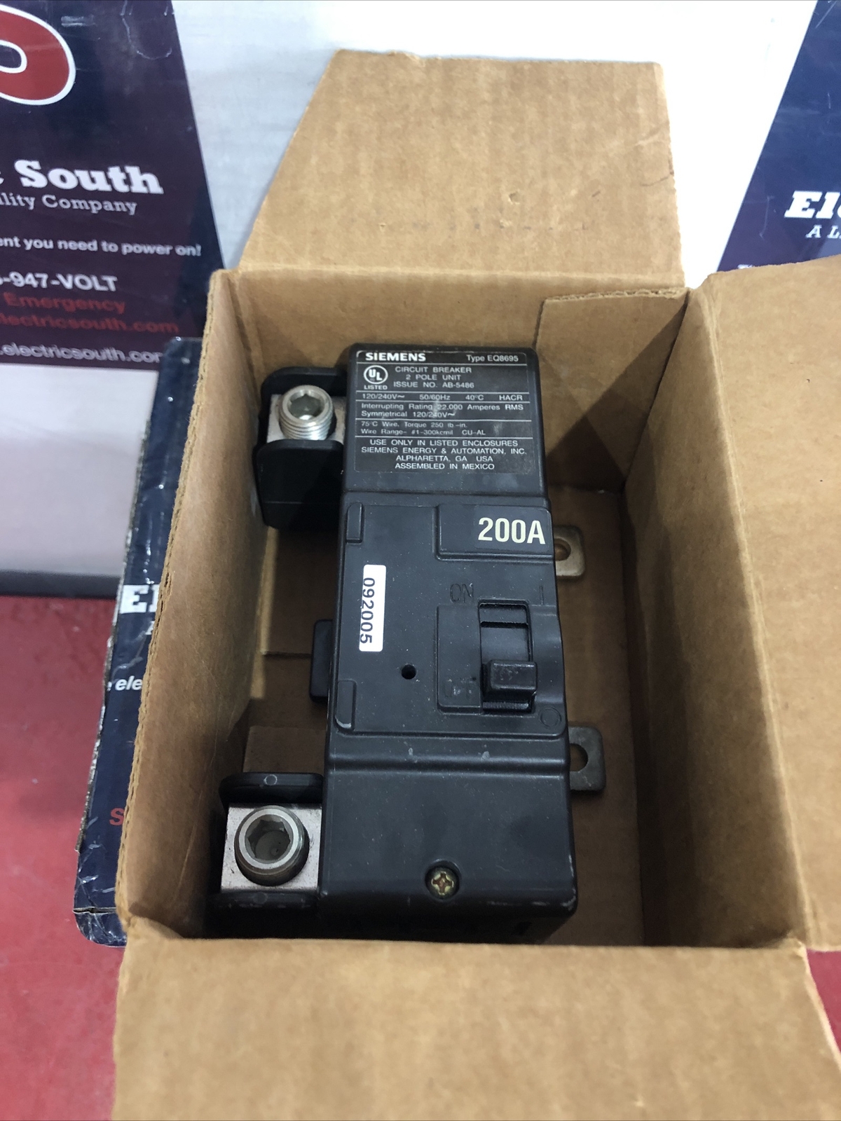 Siemens Circuit Breaker MBK200A Type EQ8695 200 Amp 120/240 Volt | eBay