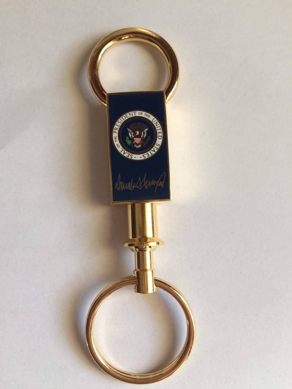 President Donald Trump 2020 Keychain w/signature Valet Keyring Fathers ...