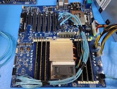 AMD EPYC 7402P CPU | Gigabyte Mobo | 384 GB DDR4 ECC RAM | 2x 10GB SFP+ ...