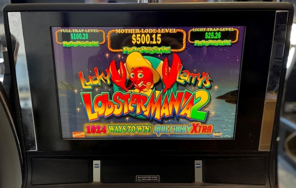 IGT UNIVERSAL SLANT "LUCKY LARRY'S LOBSTERMANIA 2" DUAL HD VIDEO SLOT ...