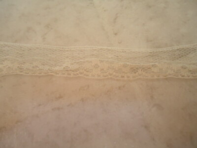 Cream Flat Lace Scalloped Bottom Edge 1 Yd X 1” Wide | eBay