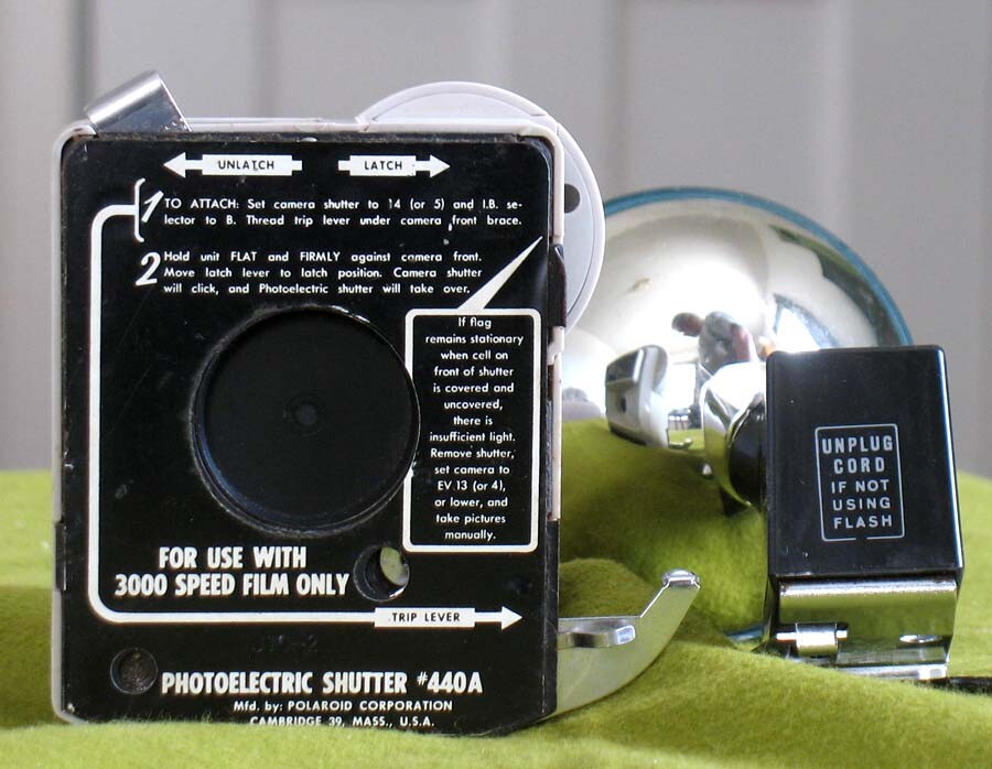 Vintage Polaroid 268 Flash Unit & 440 Photoelectric Shutter for ...