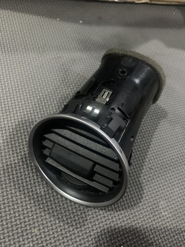 Mercedes Benz C250 C300 C350 Vent Guide Dash AC A2048306754 OEM 12 14 ...