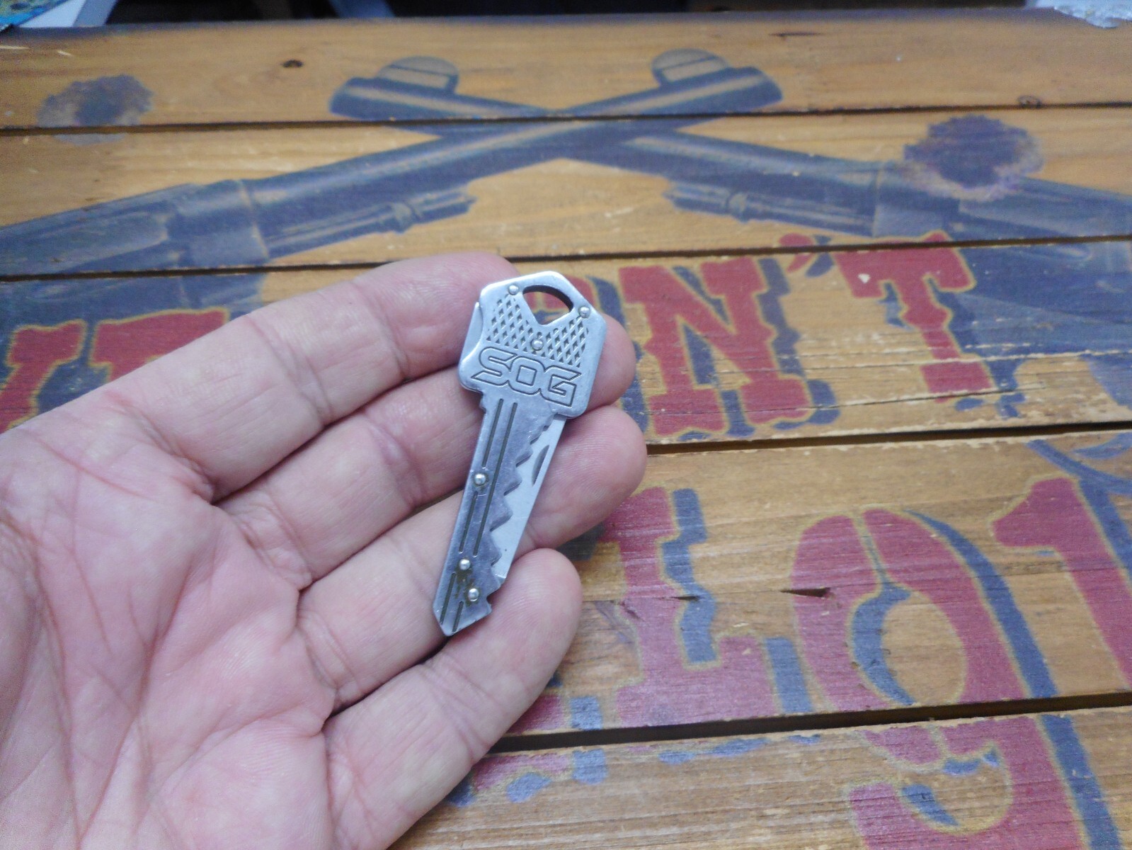 SOG Key Keychain Pocket Knife Lockback Plain Edge Blade Silver | eBay