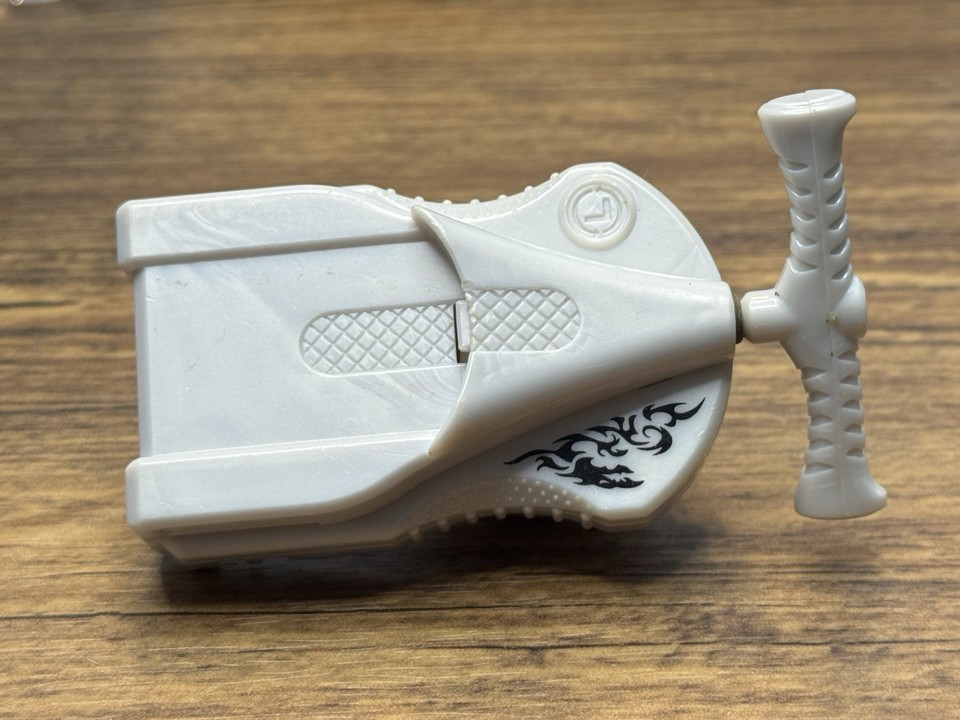 Left String Launcher Beylauncher Beyblade Metal Fight Takara Tomy #1 | eBay
