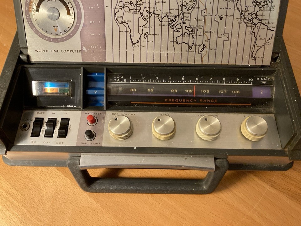 Vintage Sears Roebuck Com/Trek V AM/FM 5 Band Radio Receiver 132.22800001, Works | eBay