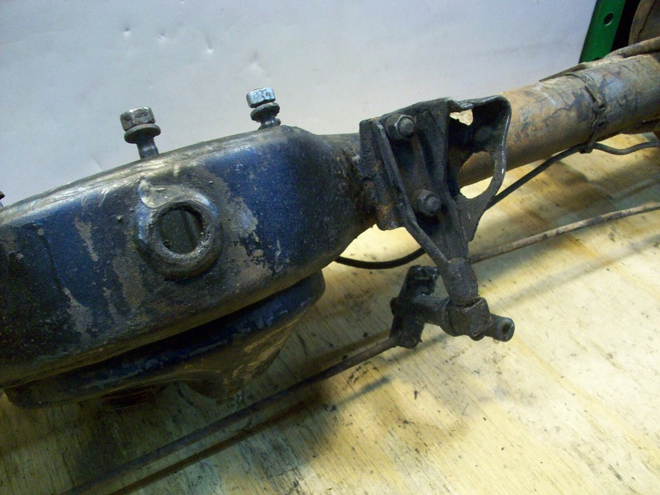 Austin-Healey MG Midget Sprite Rear End Axle Differential Housing ...