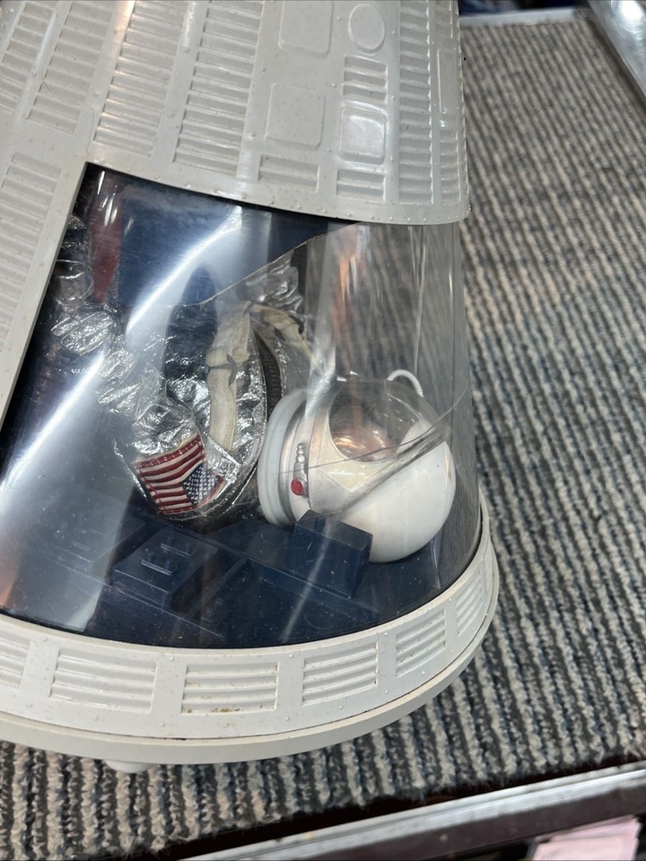Vintage GI Joe Space Capsule W/ Silver Astronaut Suit & Helmet 1966 ...