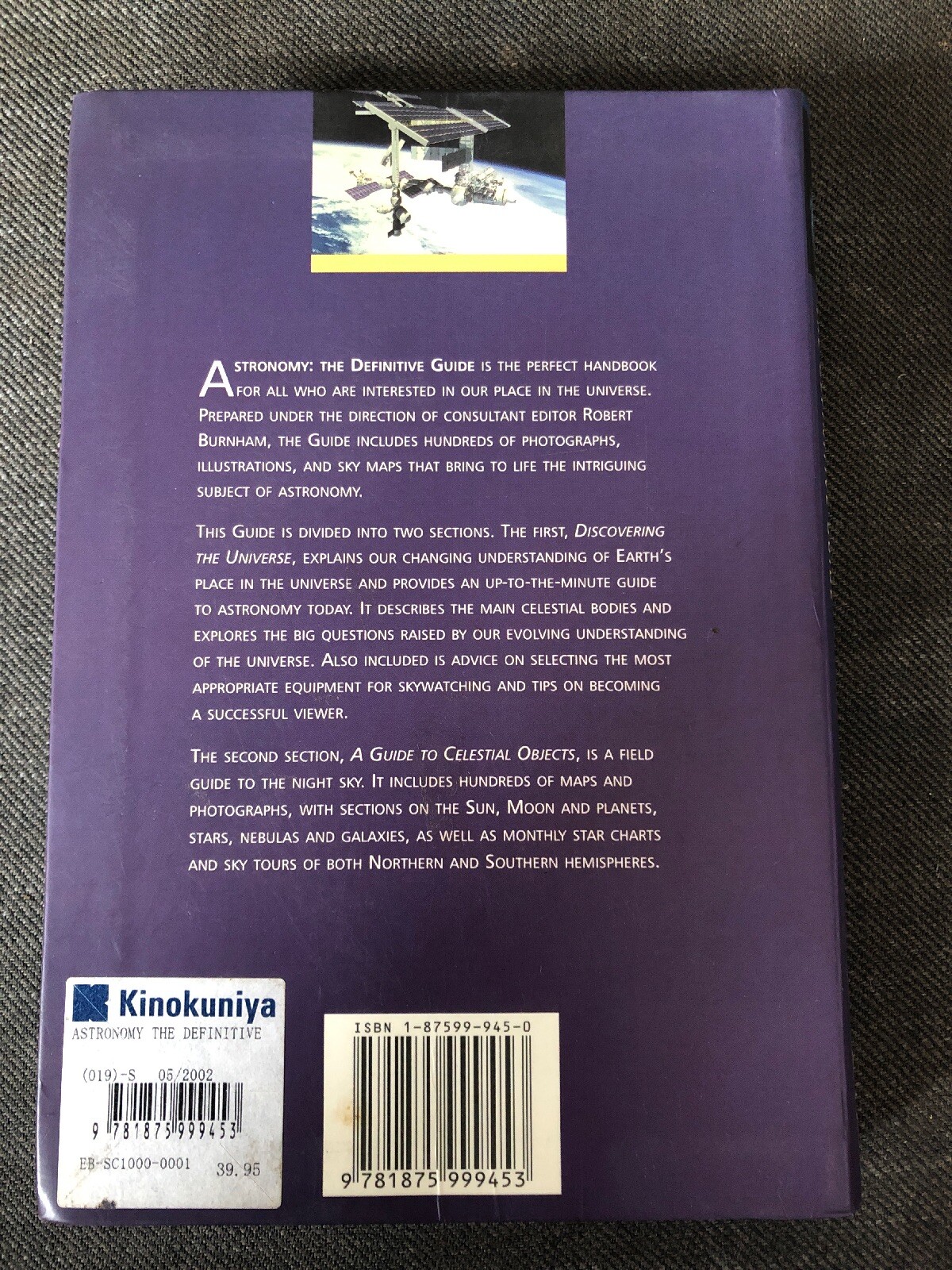 Astronomy: The Definitive Guide By Robert Burnham Alan Dyer And Jeff ...