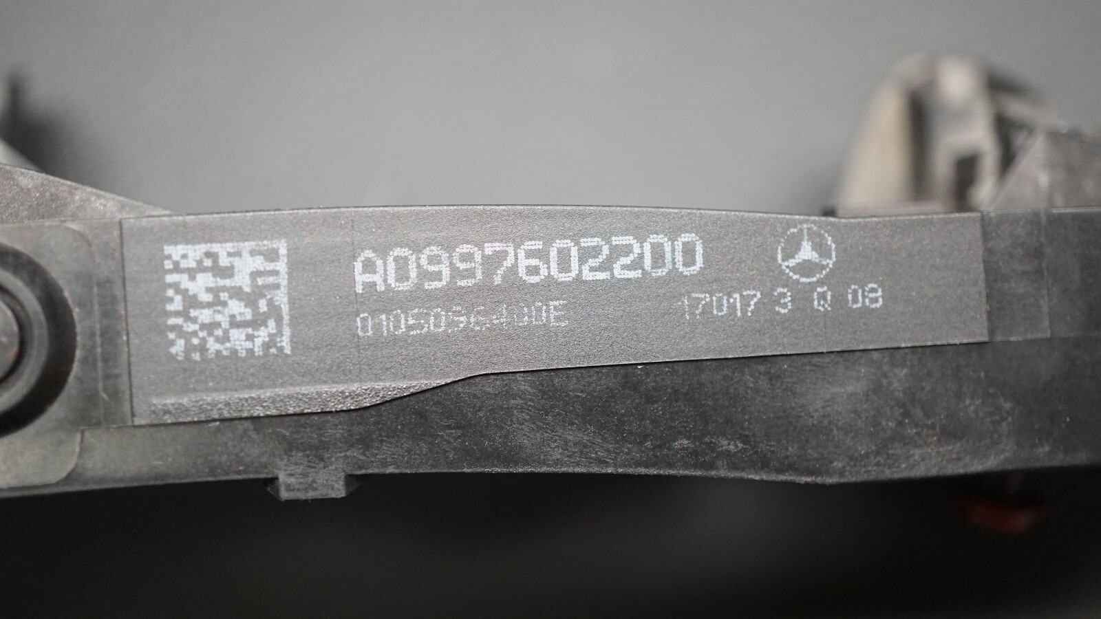 OEM MERCEDES BENZ W238 C238 COUPE RIGHT DOOR HANDLE FRAME BRACKET ...