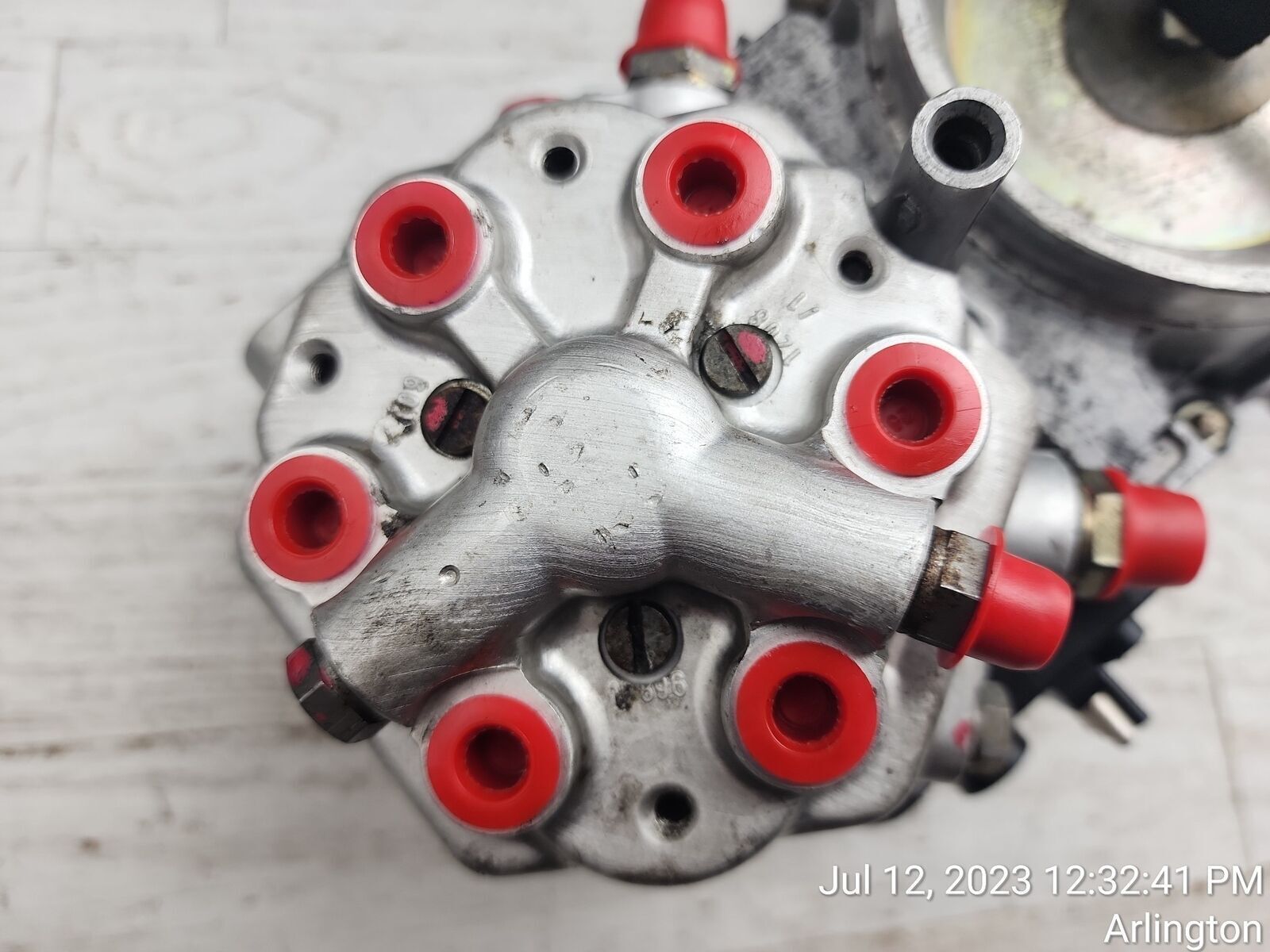 Mercedes Benz 6-Cylinder Fuel Injection Distributor 0438101012 ii | eBay