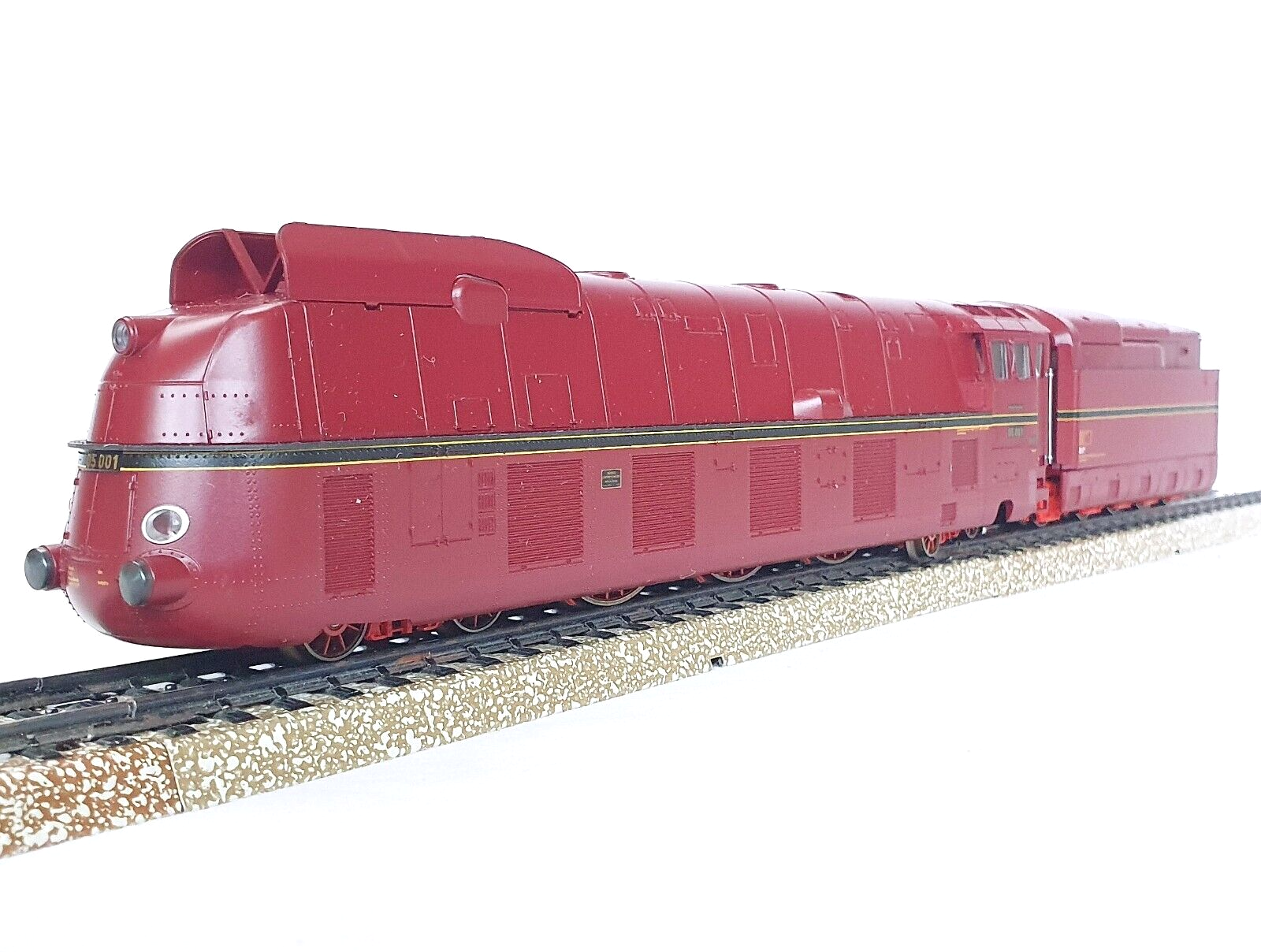 Marklin DIGITAL AC German WWII BR-05 STREAMLINED STEAM LOCOMOTIVE ...