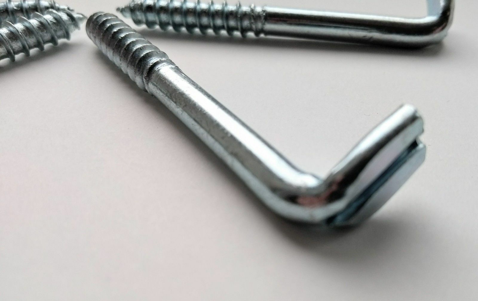 QUALITY SLOTTED SCREW IN L HOOKS 80MM HEAVY DUTY HOOKS TOOL HANGERS | eBay