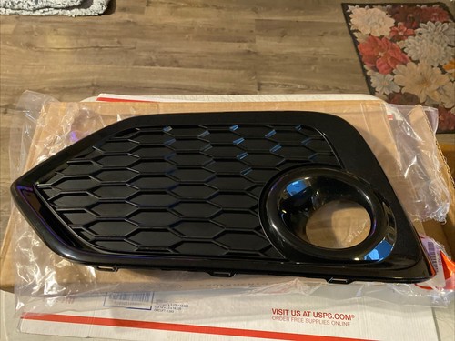 Honda Civic 2017 - 2019 Fog Light Trim Driver Side 71108-TGG-A20 OEM ...