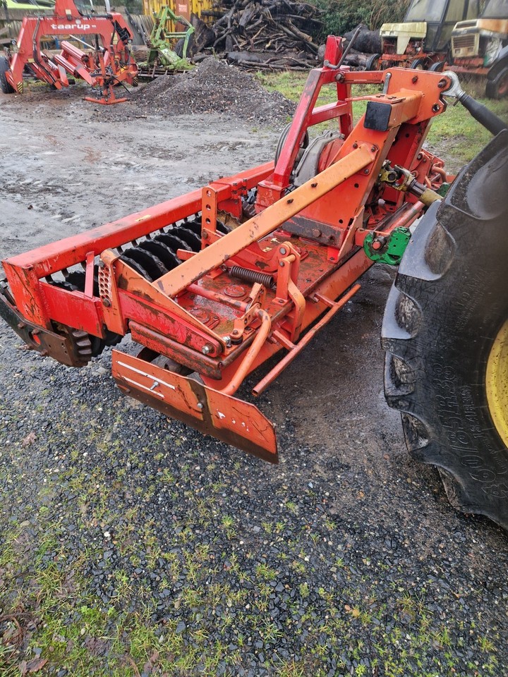 Lely 3 Meter Power Harrow With Guttler roller | eBay UK
