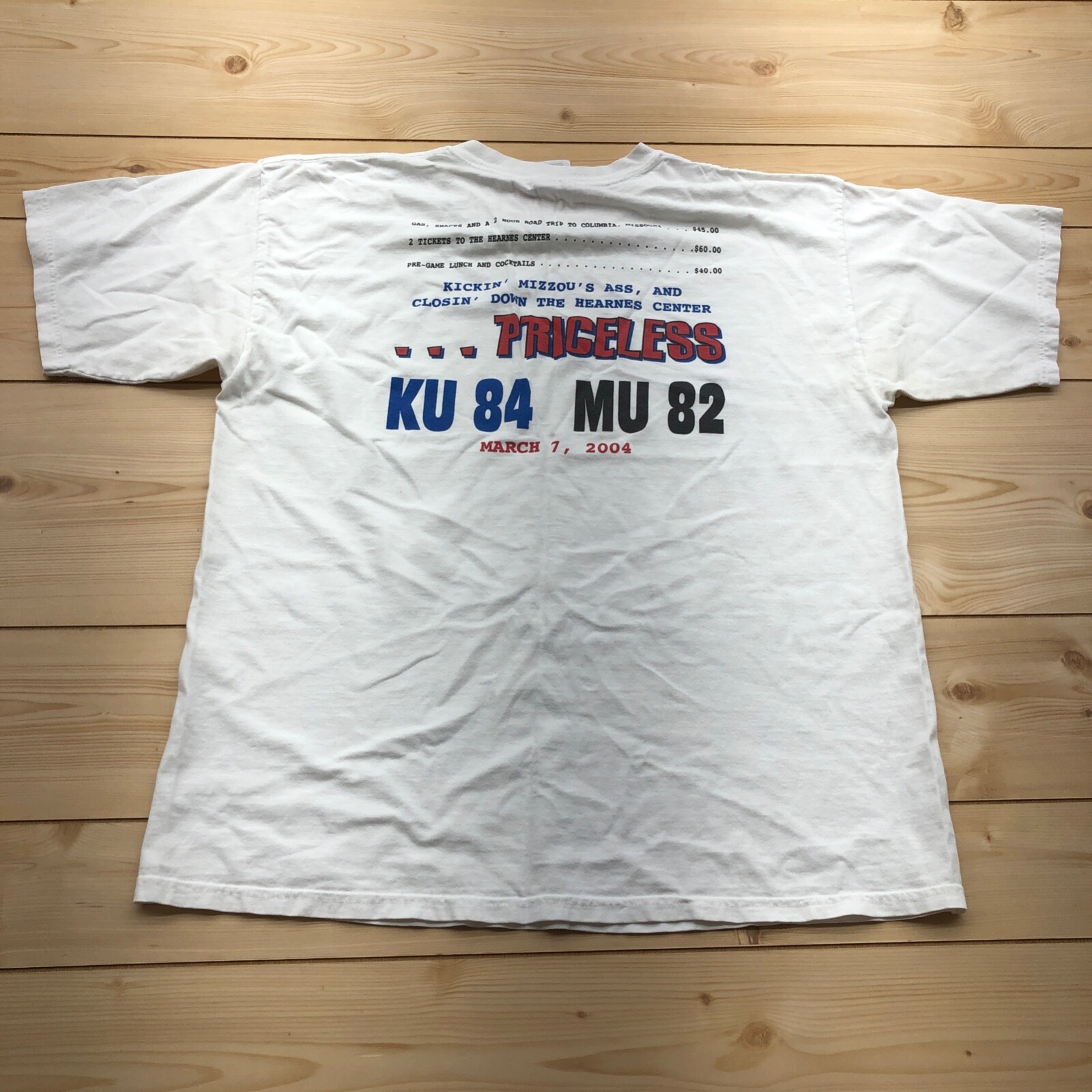 2004 Gildan White Johnny's Tavern KU Basketball T-Shi… - Gem